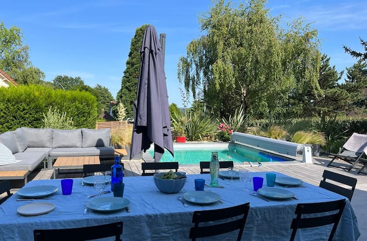 Maison Spacieuse Et Moderne Avec Piscine - Le Mans