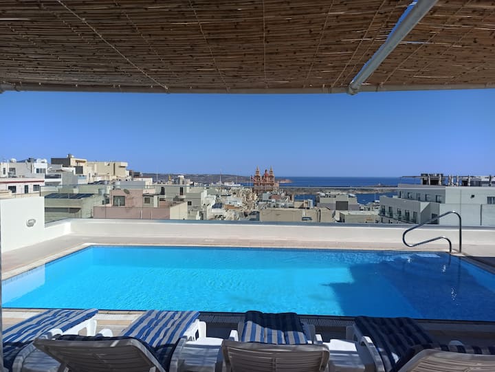 Hilltop Living 6 - Malte