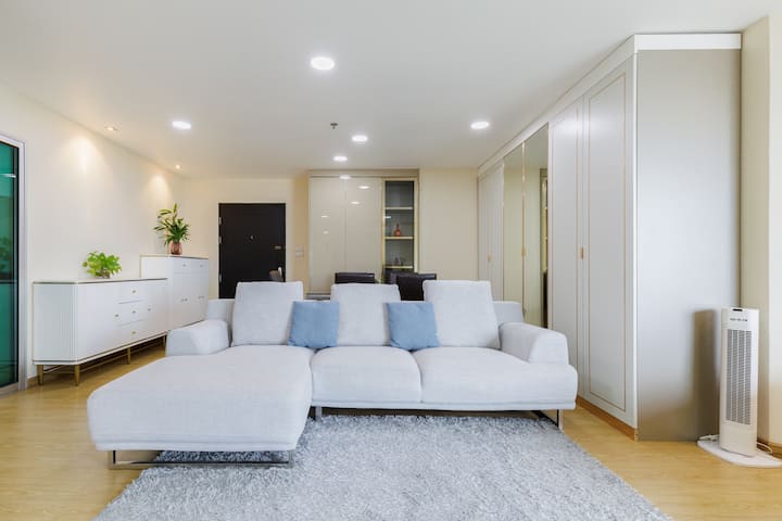 High-end Resort-like Condo In Central Bangkok中文服务 - Bangkok