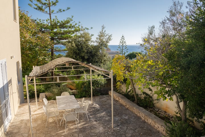 Casa Del Gelso Immersa Nel Verde E Vista Mare - Santa Cesarea Terme