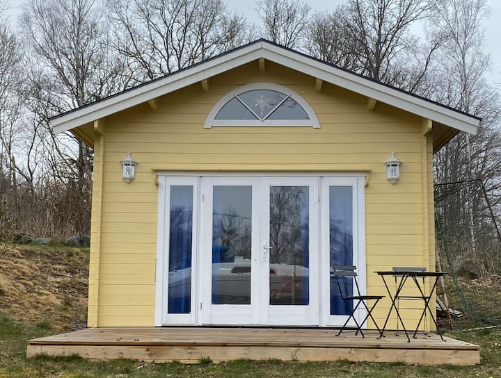 Gästhus På Orust Med Salta Bad, Strand Och Sjöbod - Henan