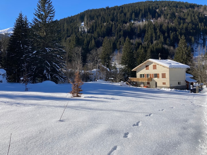 Grand Appart En Rez Immense Jardin -8mn Des 7 Laux - Lac de la Croix