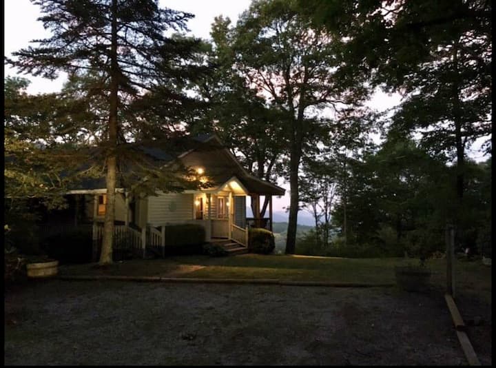 Secluded Mountain Cabin With Fabulous View - Mountain Rest, SC