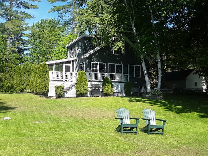 Lake Front Retreat On  Cobbosseecontee Lake - Gardiner, ME