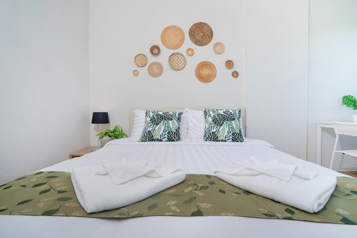 Tropical Modern Style Apartment Near Beach - Phuket