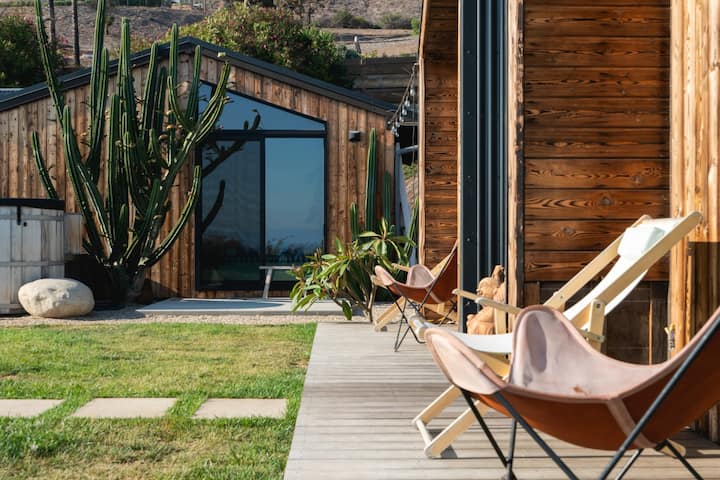 Malibu Ocean View Contemporary Ranch Home - Malibu, CA