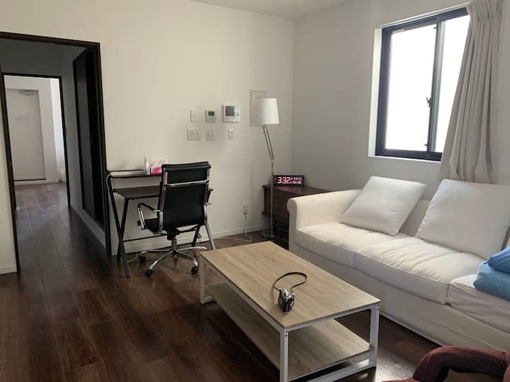 2 Room 625 Sq Ft Fiber 65 Inch Tv Clean/quiet Safe - Yokohama