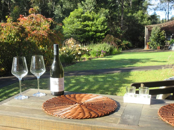 "Tyne" At Lilyfield Cottage - Batemans Bay