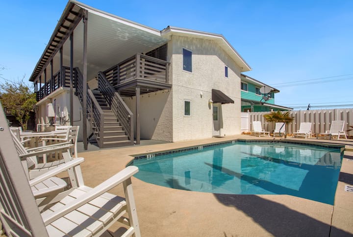 Surfside Paradise | Private Pool | Kid-friendly - Panama City, FL