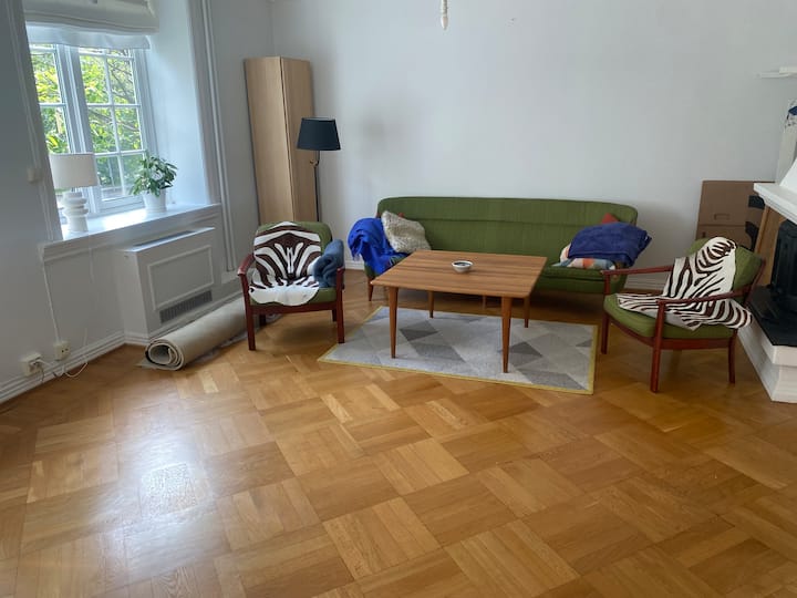 Rom Til Leie I 3-roms Leilighet. - Oslo