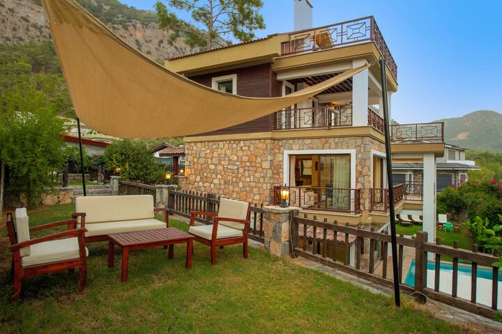 Villa Emir Nella Natura, Splendido Mare E Il Sole - Göcek