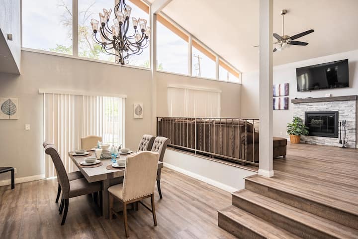 Vegas Oasis Near Strip  - 5bdr. 4.5 Bath - Las Vegas Strip, NV