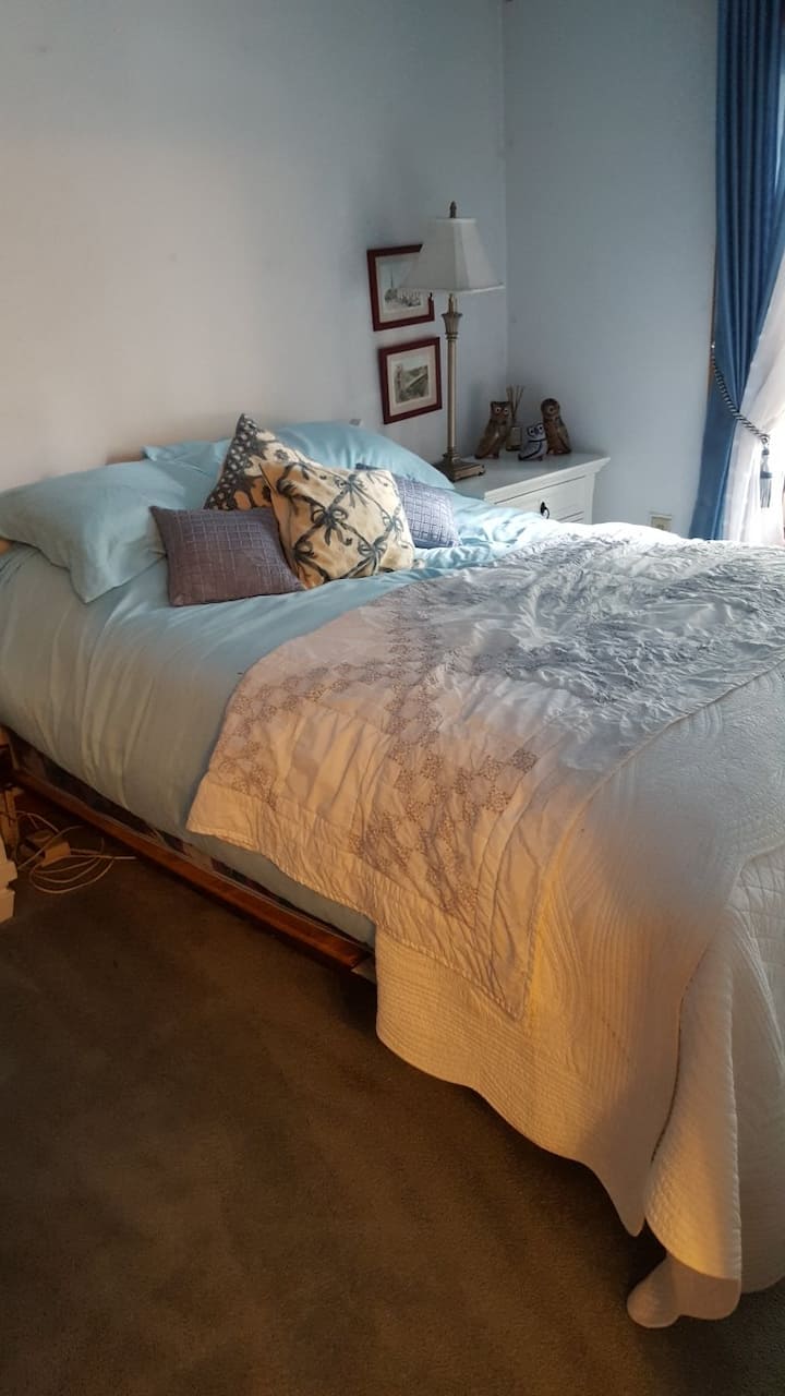Pepper Point Gardens B&b - Little Current