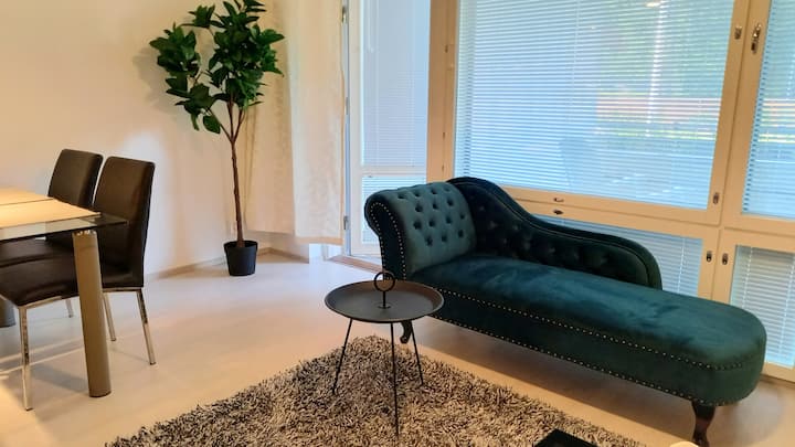 Stylish, Peaceful Studio & Terrace, Free Parking - Helsinki