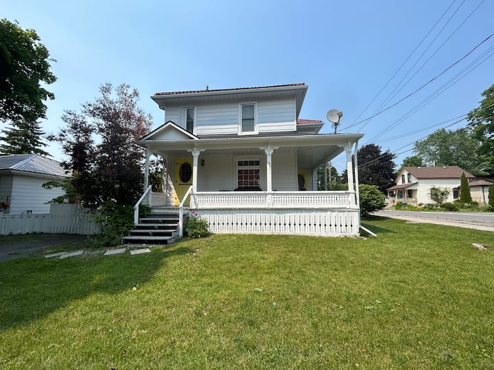 Charming Owen Street - Picton