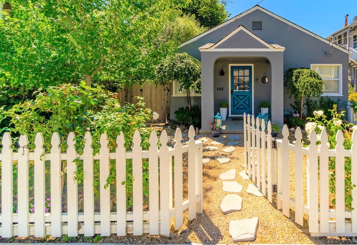 Cozy Bungalow! Wine & Love In Downtown. - Napa, CA