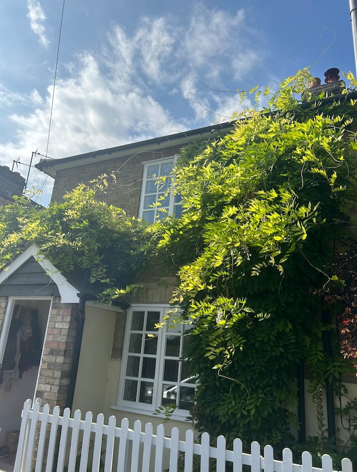 Luxury 2 Bedroom - Cottage K - Saffron Walden