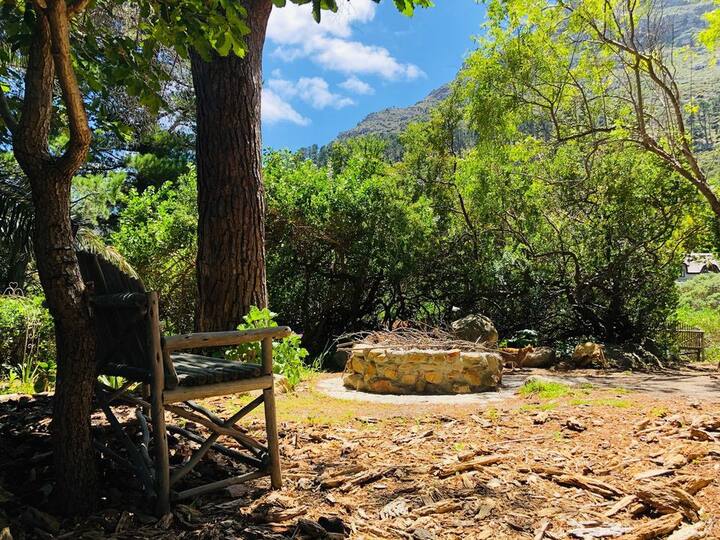 Cottage Nested In Mountain Near Beach With Solar - Western Cape