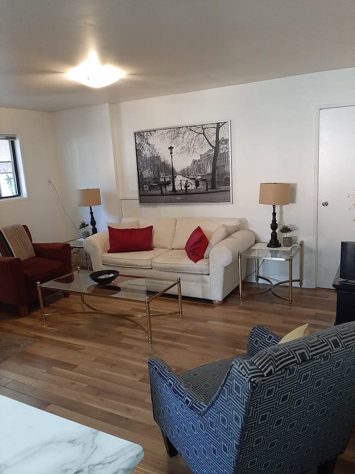 Self Contained Quiet Guest Suite - Saanich