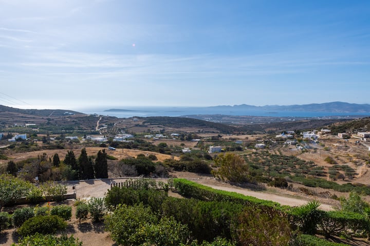 The Eagle's Nest House - Overlooking Antiparos - Paros