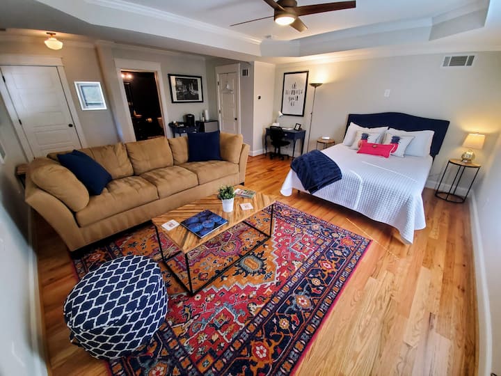 Sparkling Clean Kirkwood Suite W/ Private Entrance - Atlanta, GA