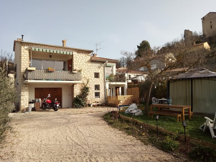 Bel Appartement T2 Au Pied Du Château Gréoux - Gréoux-les-Bains