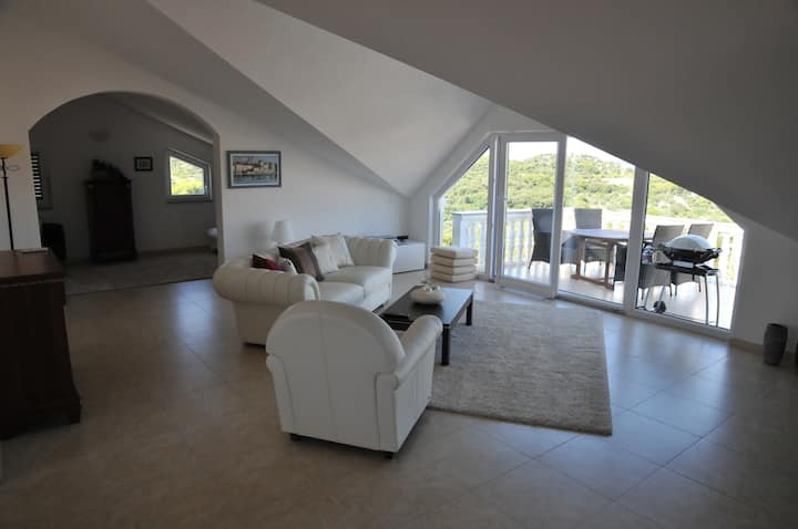 Superior Penthouse Mit Meerblick Und Großem Balkon - Trogir