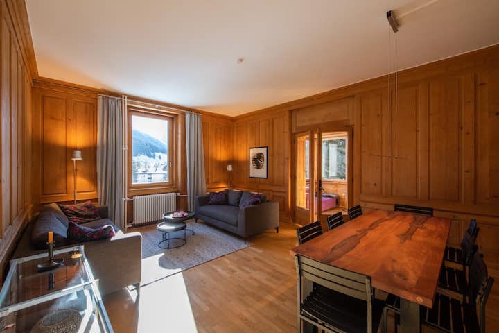 Spacious & Stylish 5.5 Room Apartment In Davos - Davos