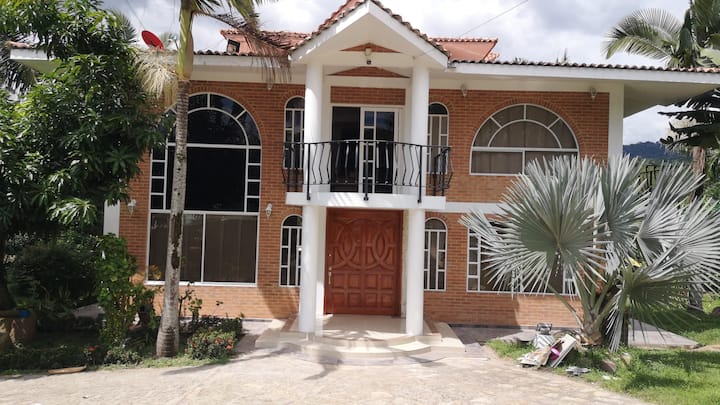 Hermosa Villa Campestre Con Piscina Privada. - La Mesa