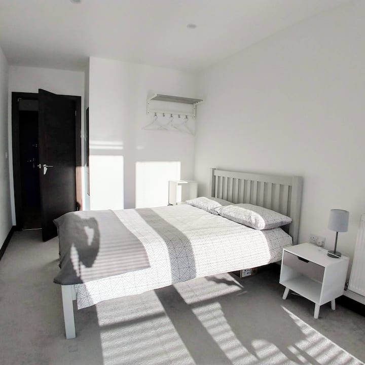 Nice Room In Central Reading (W Private Bathroom) - Reading