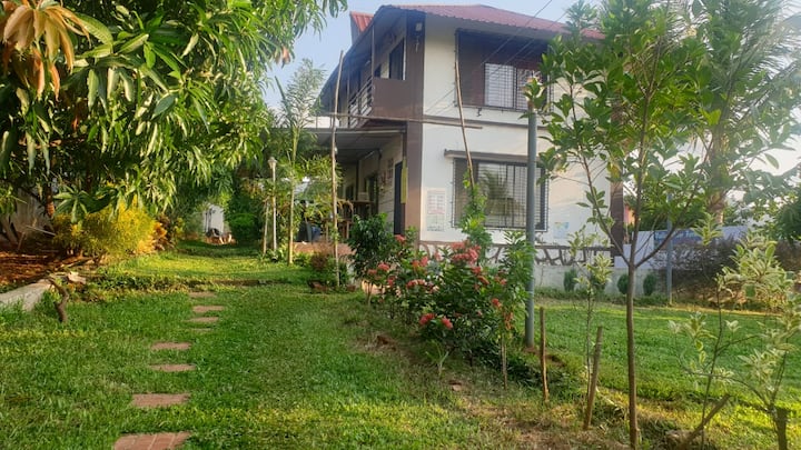 5bhk Valley View Farmhouse Attached Swimming Pool - Neral