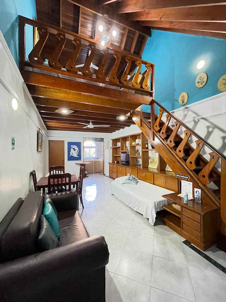 Apartamento Duplex  A 1 Cuadra De Playa Principal. - San Andrés