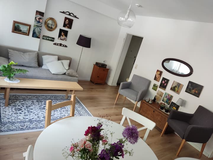 Quiet Apartment, Direct Train To Trade Fair - Frankfurt