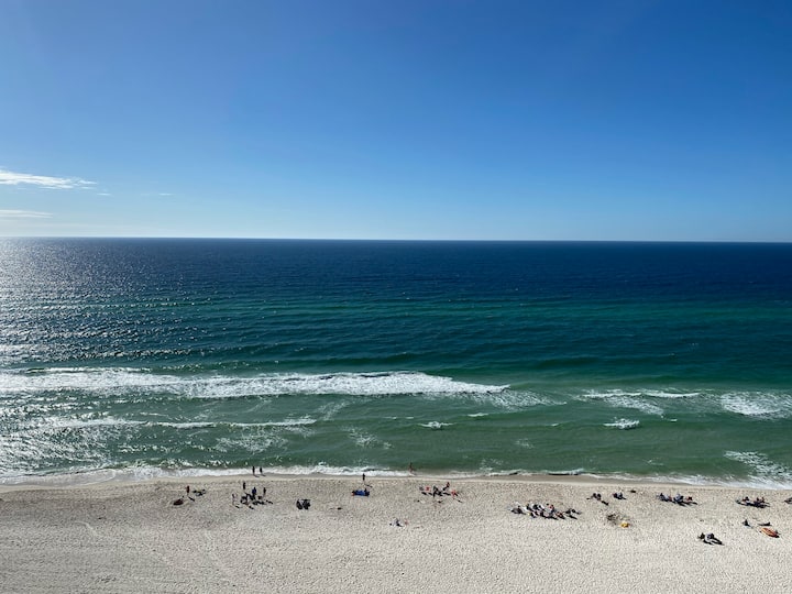 Views/fun/dining-oceanfront Condo Near It All Pcb - Panama City Beach, FL