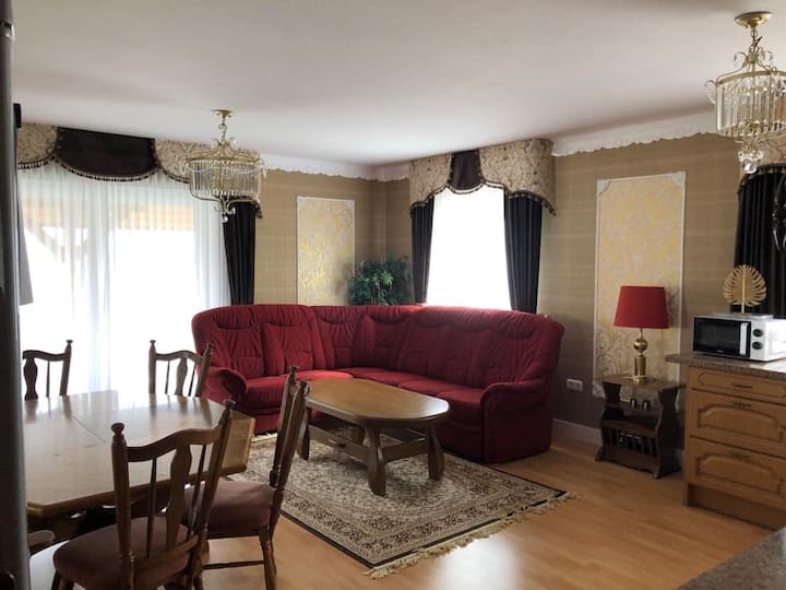 Ferienwohnungen Bromskirchen - Winterberg