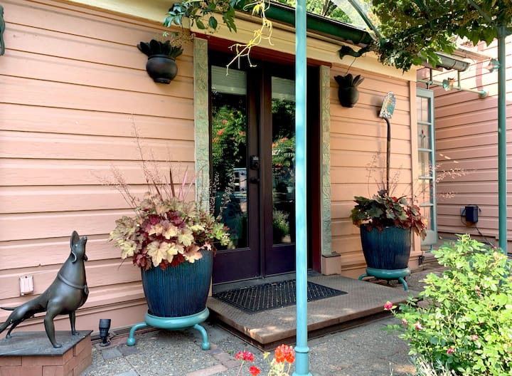 Tall House Small House - Walla Walla, WA