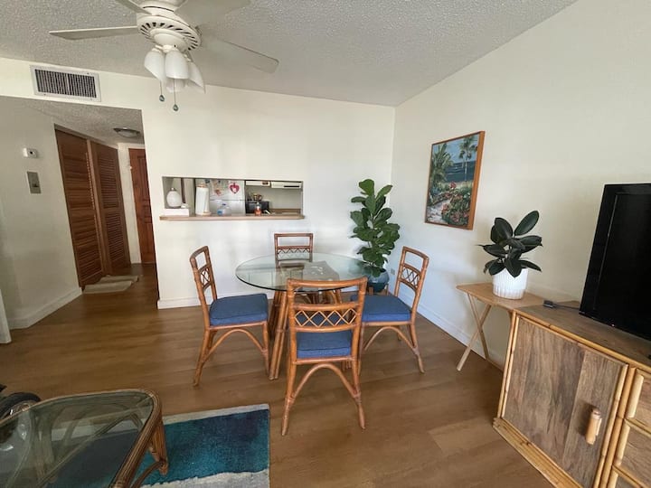 Tropical 2b/1b Apt On The Beach - San Juan