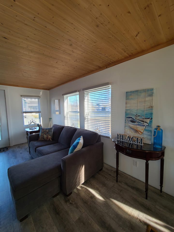 Just Beachy Cottage - Nova Scotia