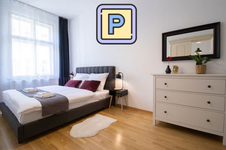Spacious Bright Flat Next To The Wenceslas Square - Prague