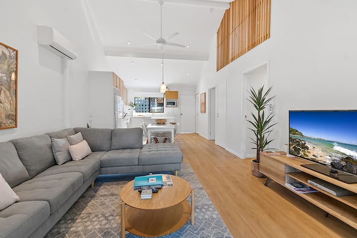 Chic Noosa Retreat - Single Level - 2 Bathrooms - Tewantin