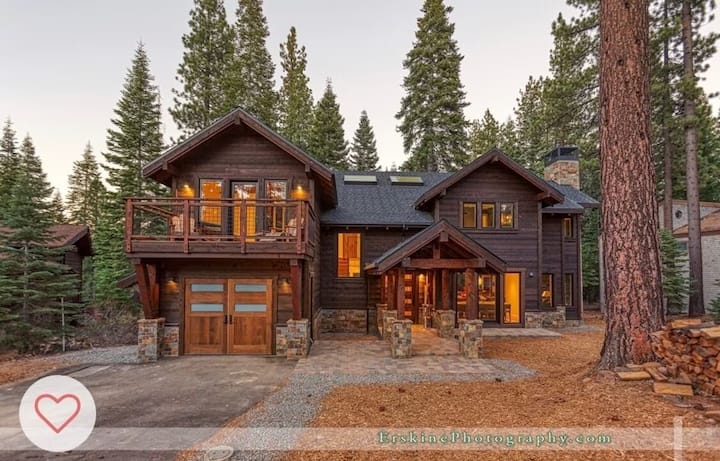 Nueva Casa Rústica Moderna De 5 Dormitorios: A 5 Minutos Del Pueblo Y La Montaña - Truckee, CA