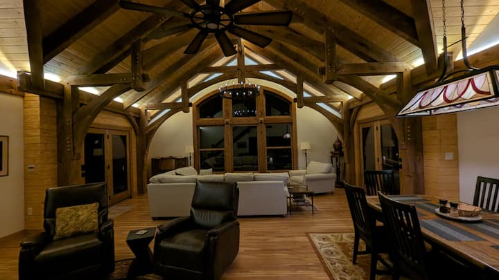 The Ridgeview Retreat - Black Mountain, NC