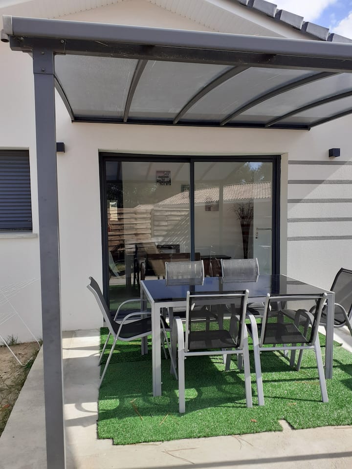 Petite Maison Neuve Climatisée Tout Confort - Vendays-Montalivet