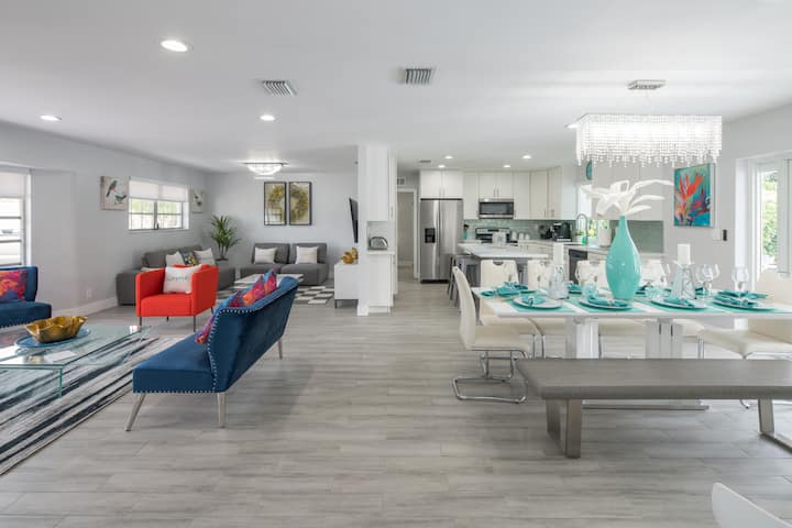 Modern Villa 5br/3ba Pool Home Fll/mia ! - Miramar, FL