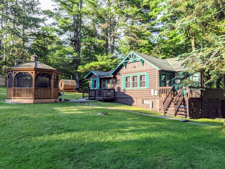 Bethel Cabin With Sauna Across From Forest Reserve - Bethel, NY