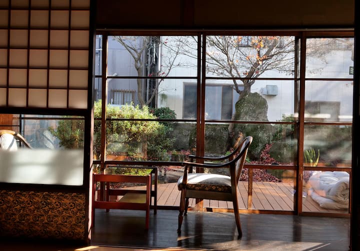お酒と古民家で過ごすゲストハウス【1階の大部屋】 - Okaya