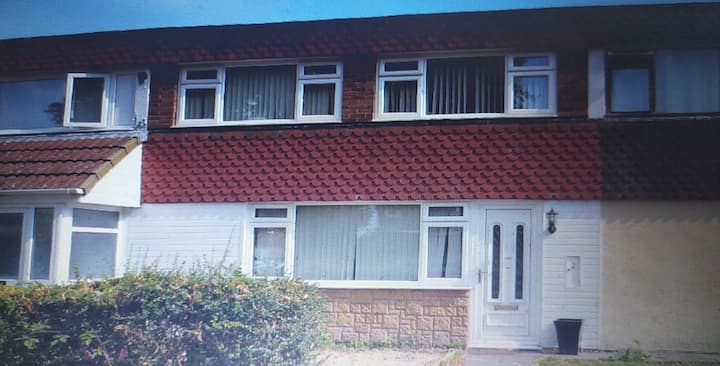 3 Bed Terrace House - Convenient Location Solihull - Solihull