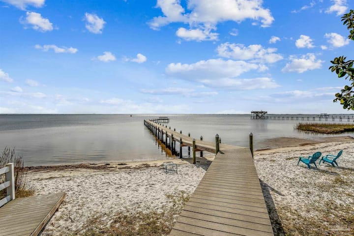 Home Cls 2 Beaches W/ Handicap Assisted Bathrm - Navarre, FL