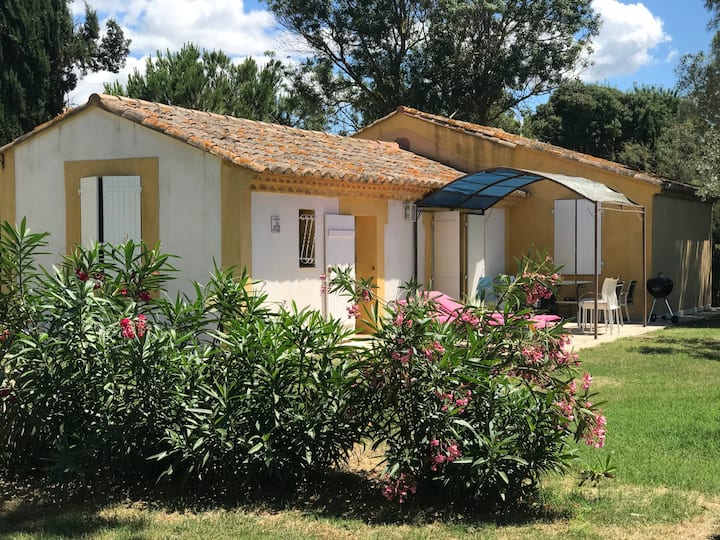 Maison Individuelle -  2ch Jardin Privé Piscine - Saint-Gilles