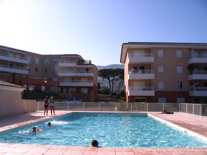 T2 Résidence De Standing Avec Piscine - Hyères